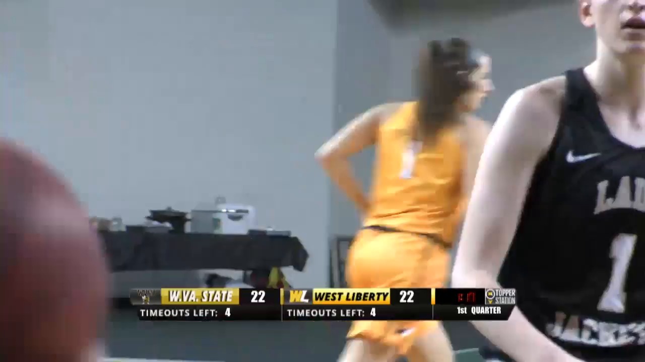 WOMEN'S BASKETBALL - Freshman Corrine Thomas give s the Lady Toppers ...